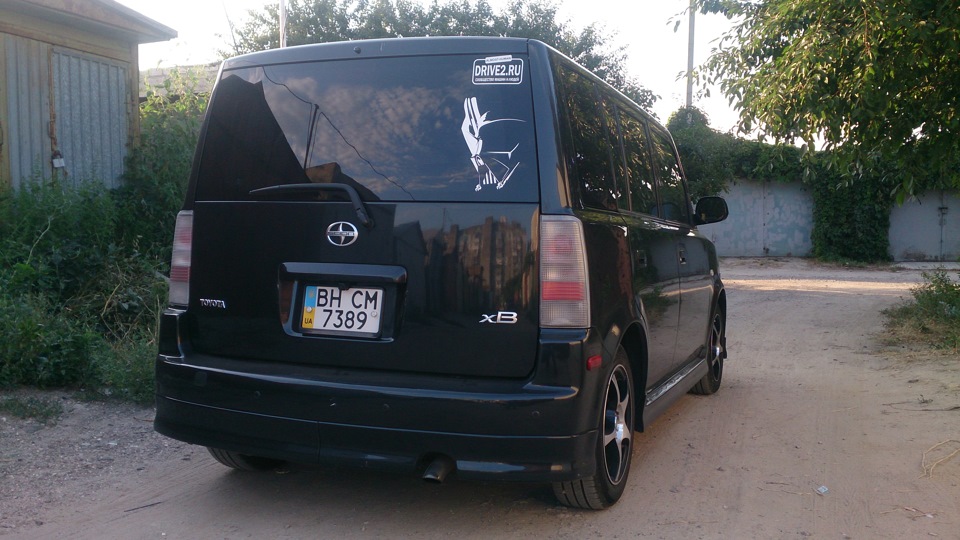 Darth Vader sticker — Scion xB I, 1,5 л, 2005 года | стайлинг | DRIVE2