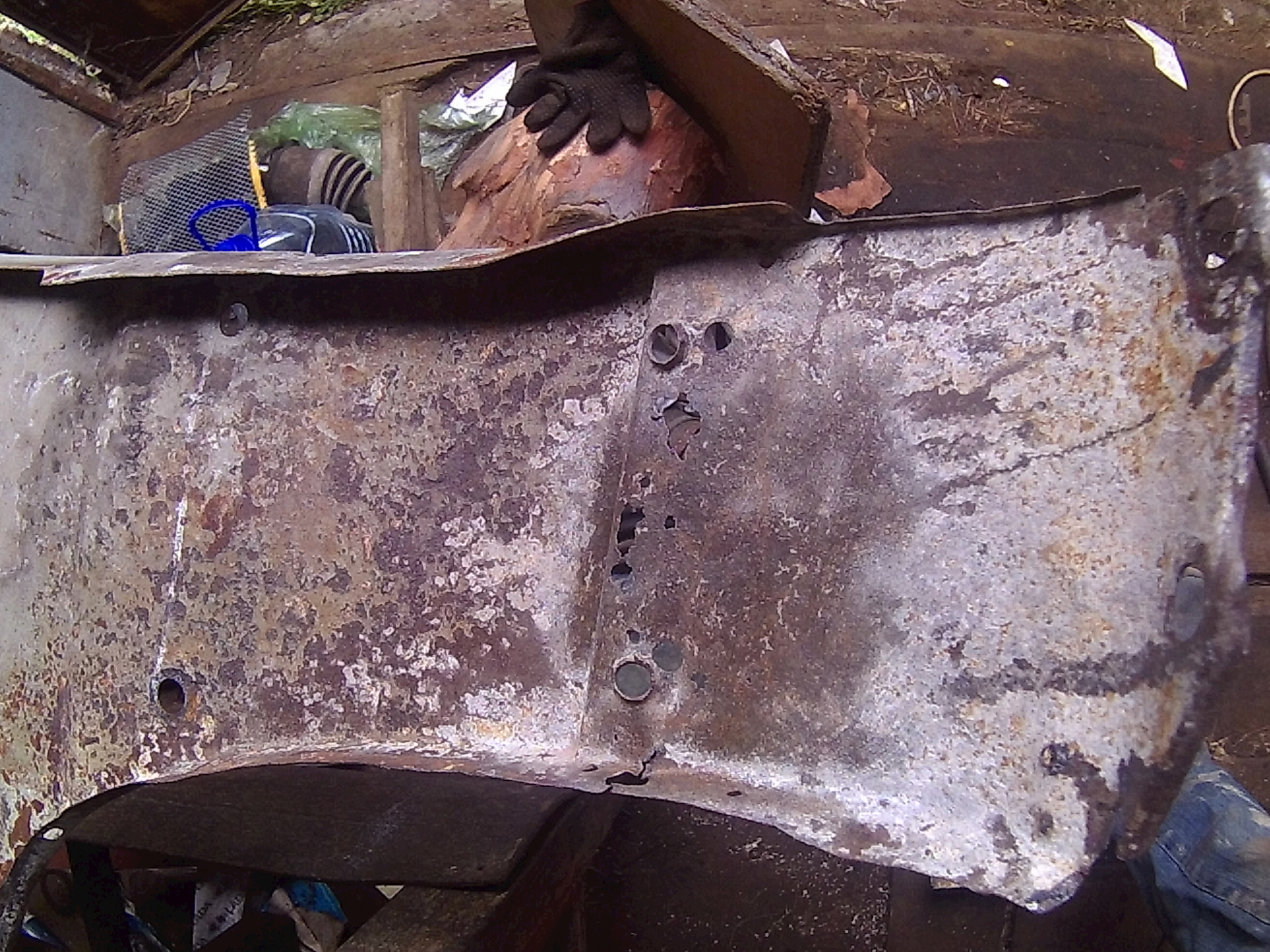 покупка новый крыльев? не это для слабоков — Audi 100 (C3), 2,3 л, 1986 ...