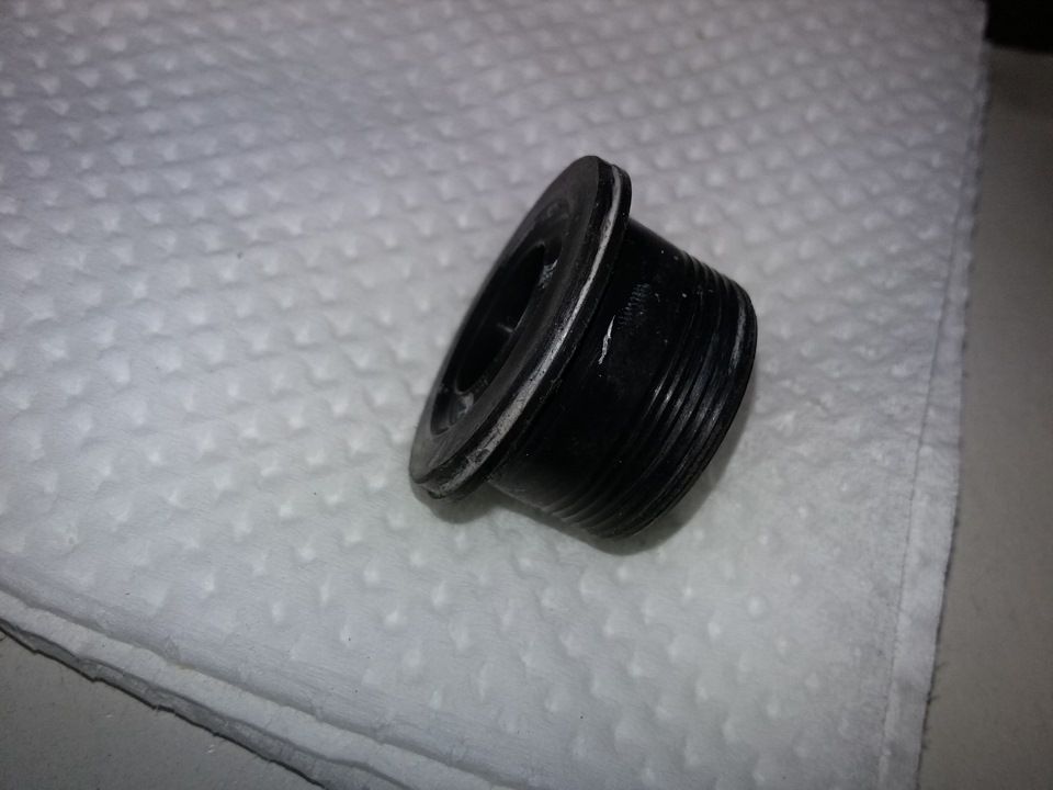 достал эт сальник — Skoda Felicia, 1,3 л, 1997 года | запчасти | DRIVE2