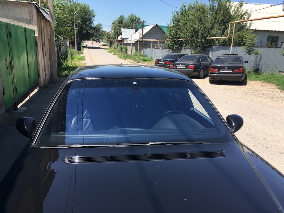 Лобовое "Антиблик"+тизерок — BMW 7 series (E38), 4,4 л, 1996 года ...