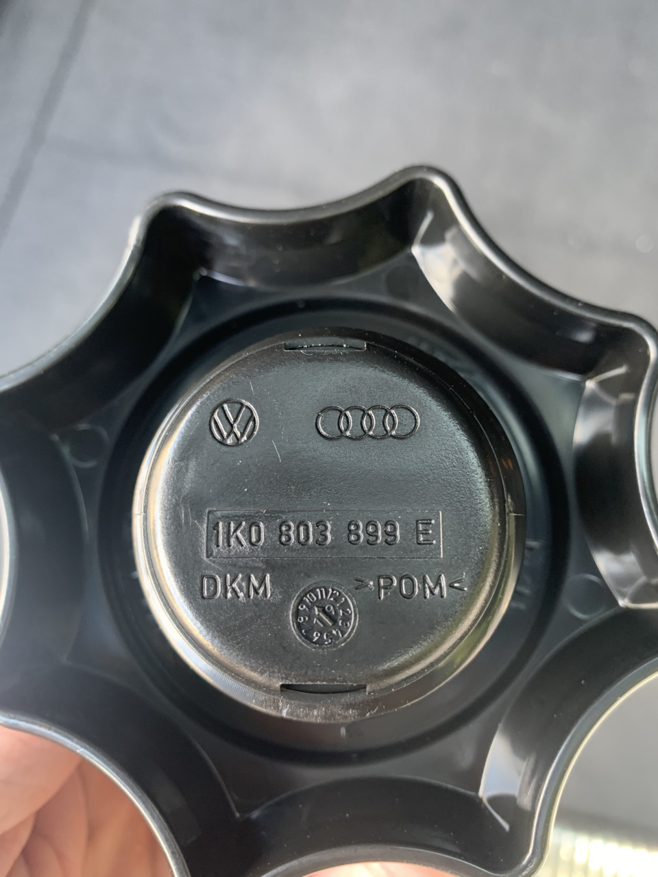 Болт крепления запаски Audi Q5 — Audi Q5 (1G), 3 л, 2015 года ...