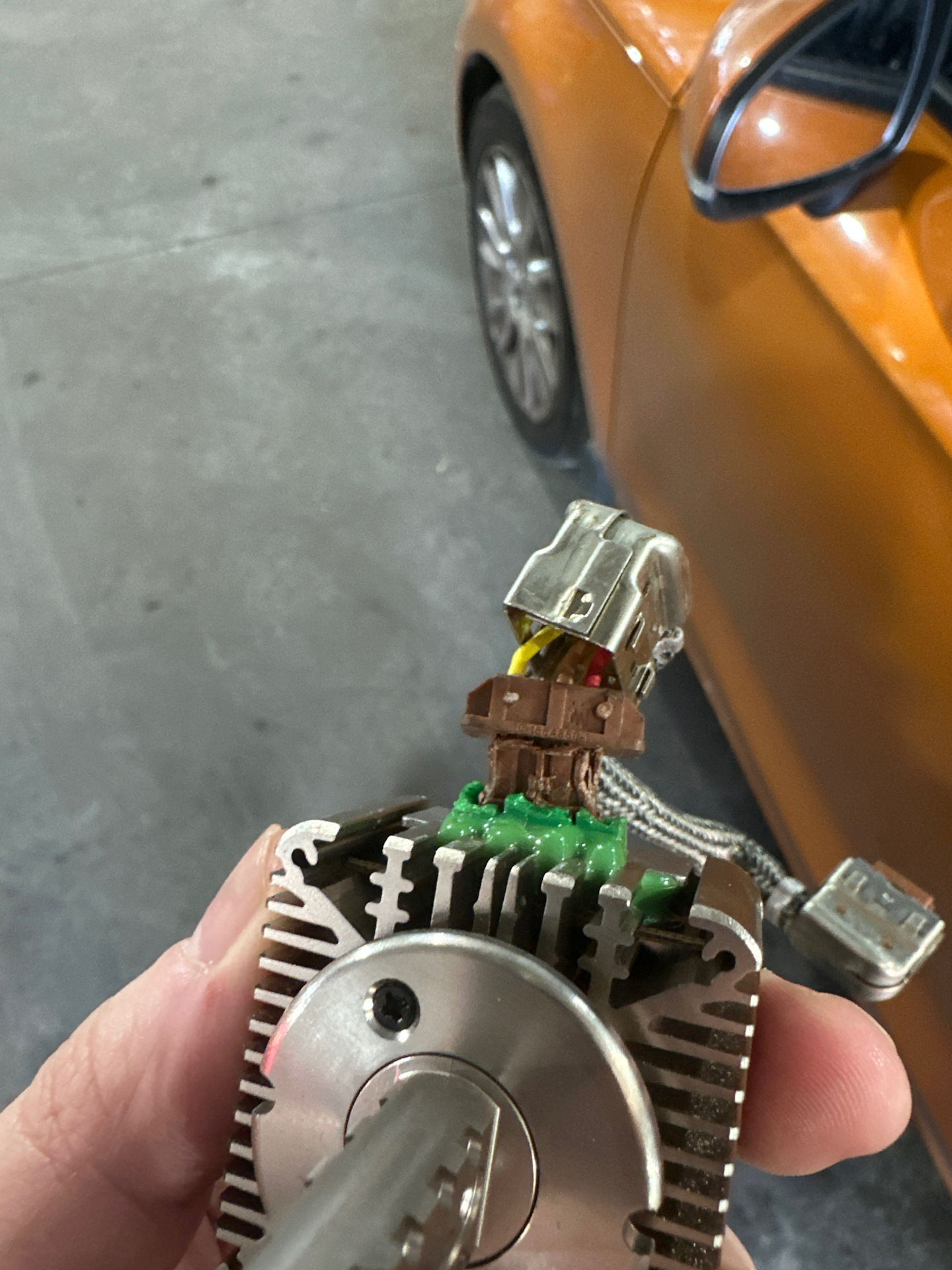 Замена ламп передних фар или никогда не устанавливайте LED — Audi A1 ...