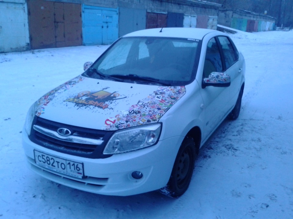 №28 Снег! — Lada Granta, 1,6 л, 2013 года | ДТП | DRIVE2