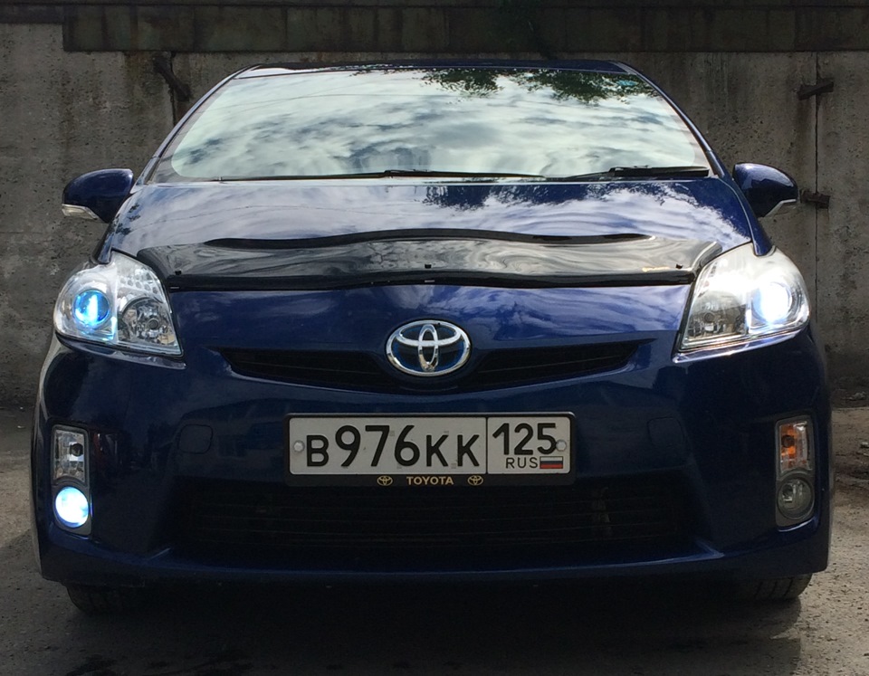 Дефлектор — Toyota Prius (30), 1,8 л, 2011 года | аксессуары | DRIVE2