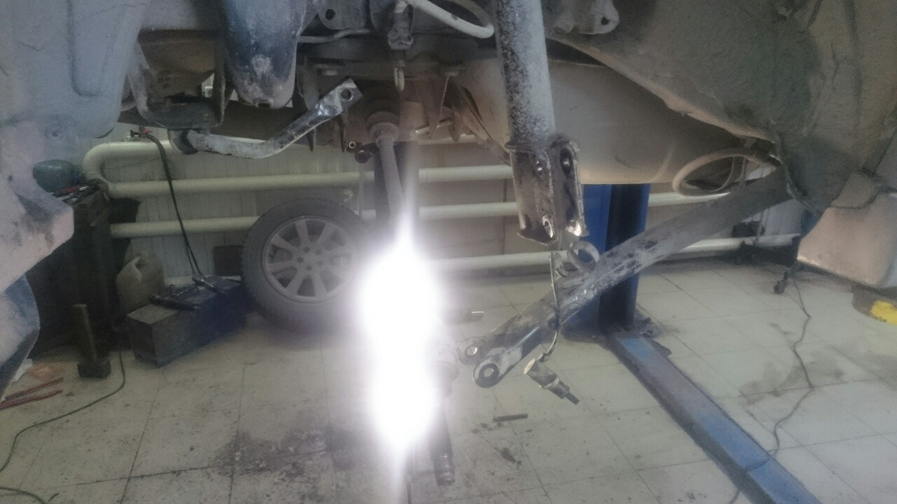 Замена ступичного подшипника, ТО задней подвески — Subaru Forester (SG ...