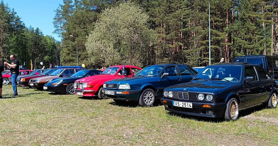 Youngtimer coffeetime — Audi 80 (B4), 2 л, 1992 года | встреча | DRIVE2
