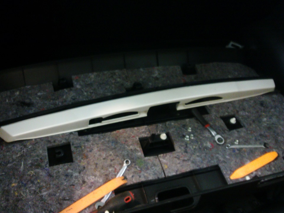 LED плафоны — ставим, мать их… — Honda Edix, 2 л, 2007 года | стайлинг | DRIVE2