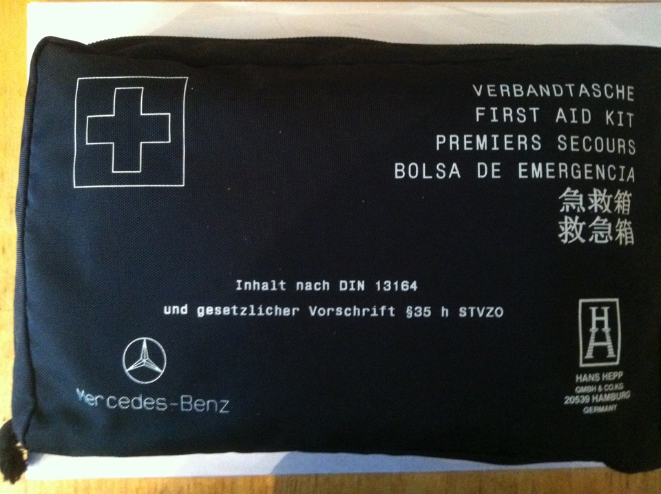 005. Аптечка Mercedes. — Mercedes-Benz E-Class (W124), 3 л, 1995 года ...