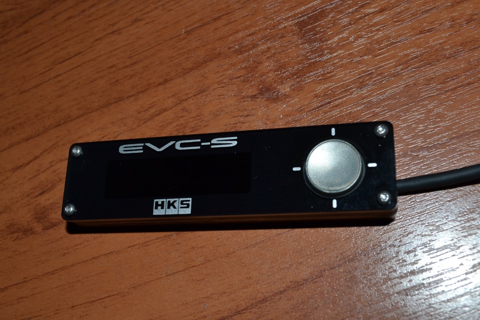 (Продан) Буст контроллер HKS EVC-S typeS — Nissan Laurel (C35), 2,5 л, 1997 года | тюнинг | DRIVE2