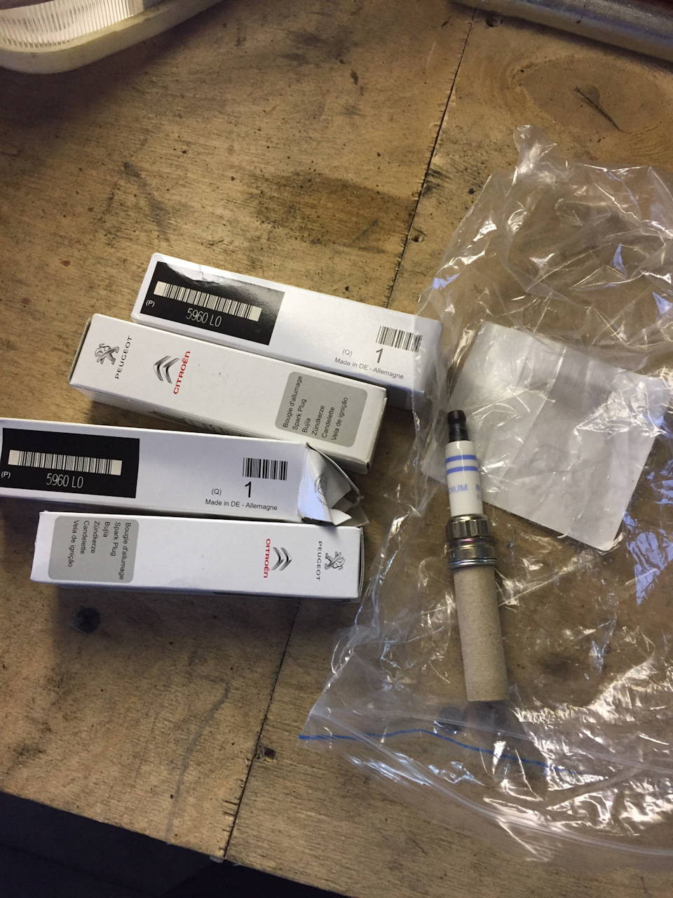 5960L0 Свеча ZQR8SI302 PSA 1.6 16V 07-> Peugeot Citroen | Запчасти на ...