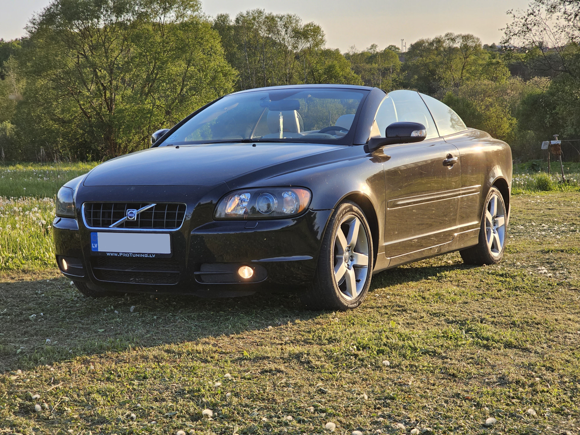 Ночь, фонарик и ошибка — Volvo C70 (2G), 2 л, 2009 года | покупка ...