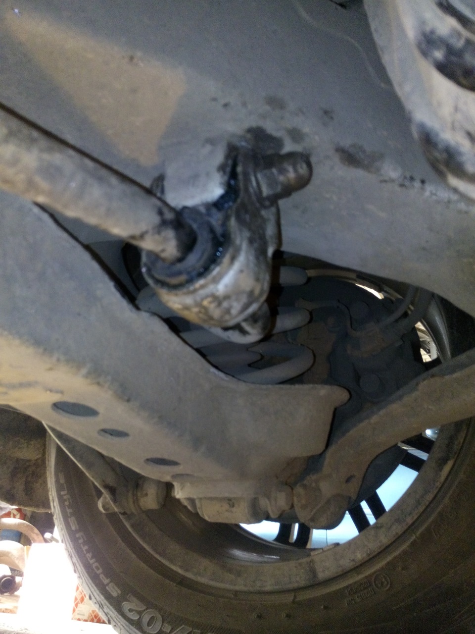Замена резинок на стабилизаторе поперечной устойчивости за 1040 рублей ...