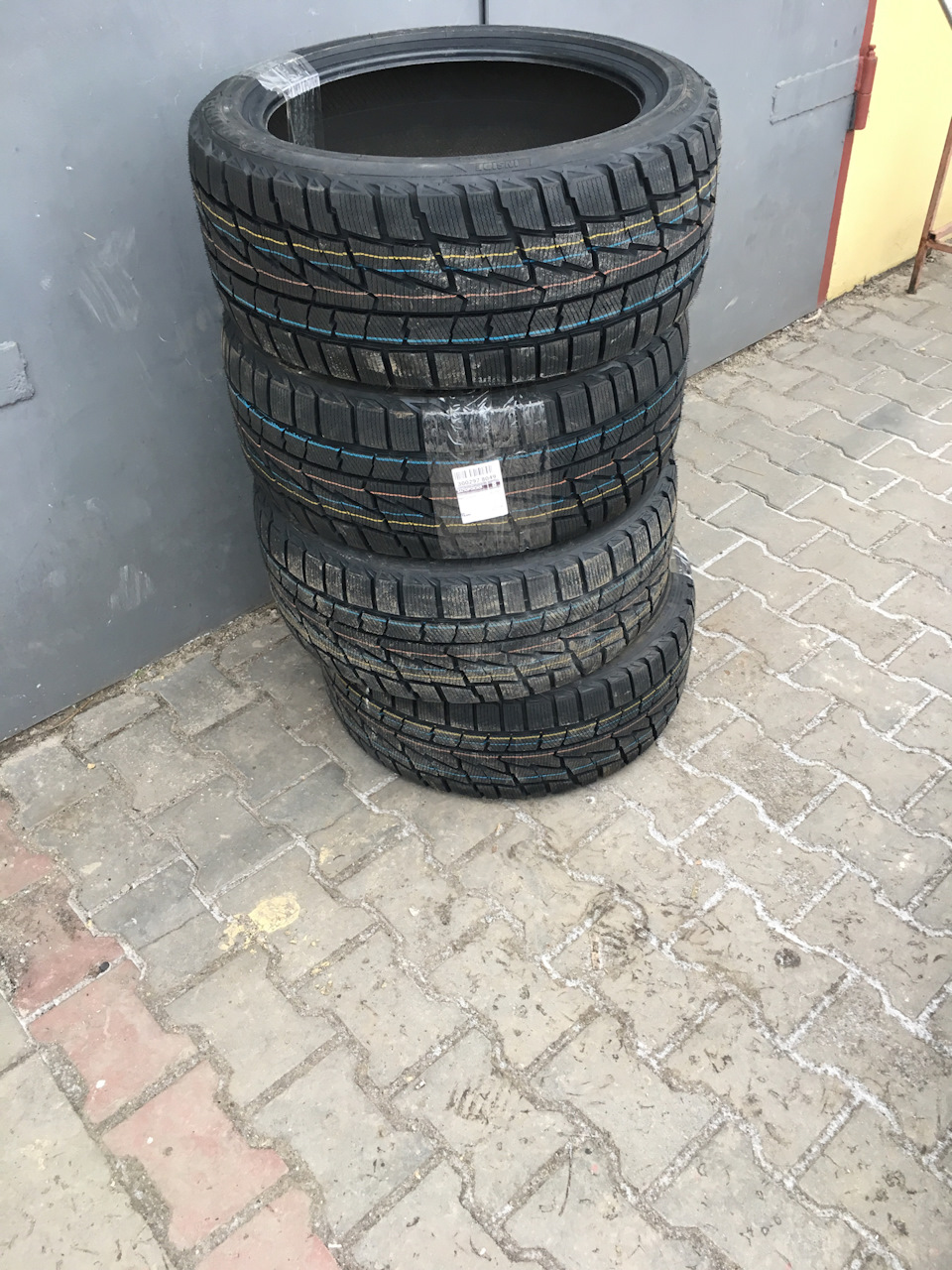 8. Зимняя Резина Premiorri ViaMaggiore Z Plus 245/40 R18 97H ...