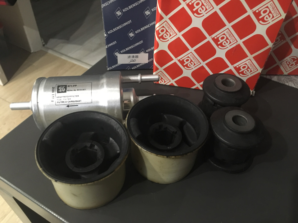 Замена задних сайлентблоков передних рычагов + восстановление ...