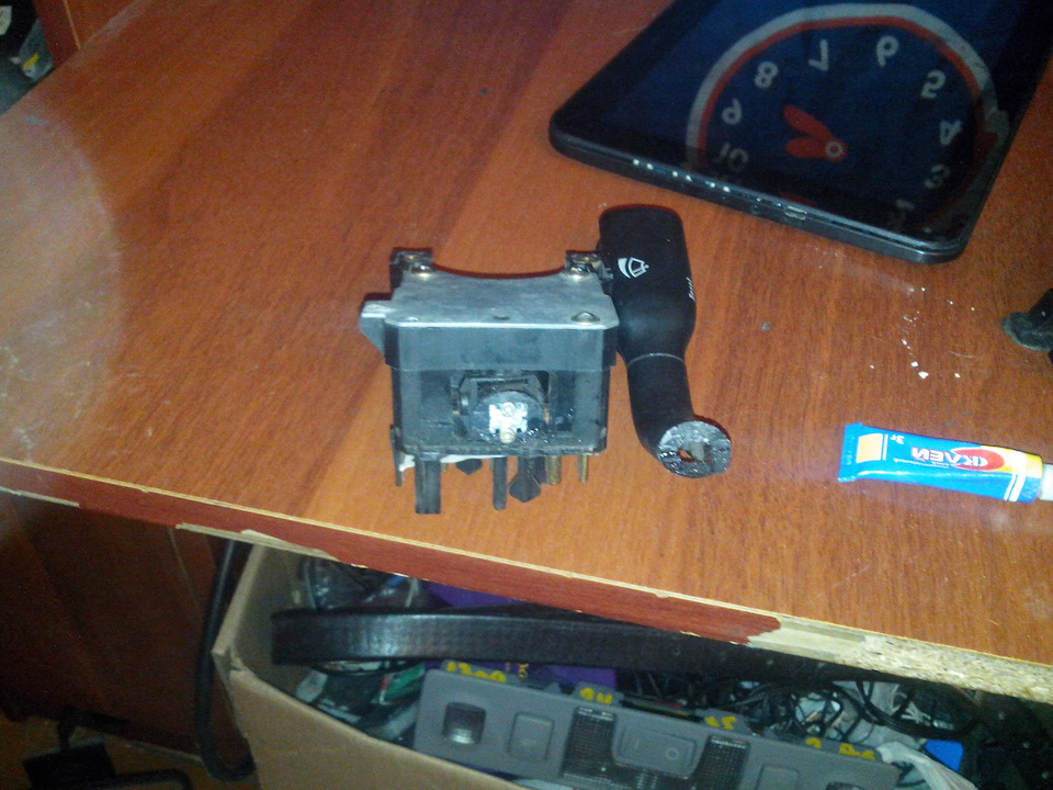 Теперь и у меня есть регулировка паузы стеклоочистителя — Audi 100 (C4 ...