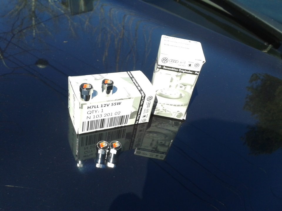 N10320102 Лампа накаливания галогенная (H7 12V 55W PX26d) VAG ...