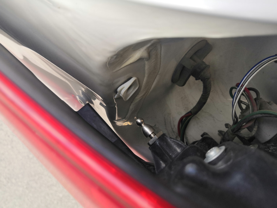 Клипса заднего фонаря — Subaru Outback (BS), 2,5 л, 2017 года ...