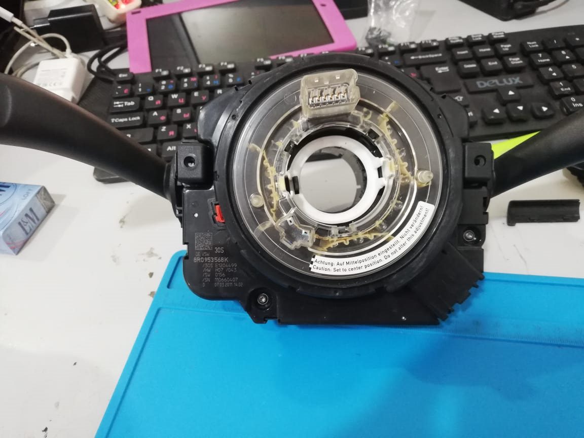 Audi 00778 Датчик положения руля — чистка, пайка — Audi Q5 (1G), 2 л ...