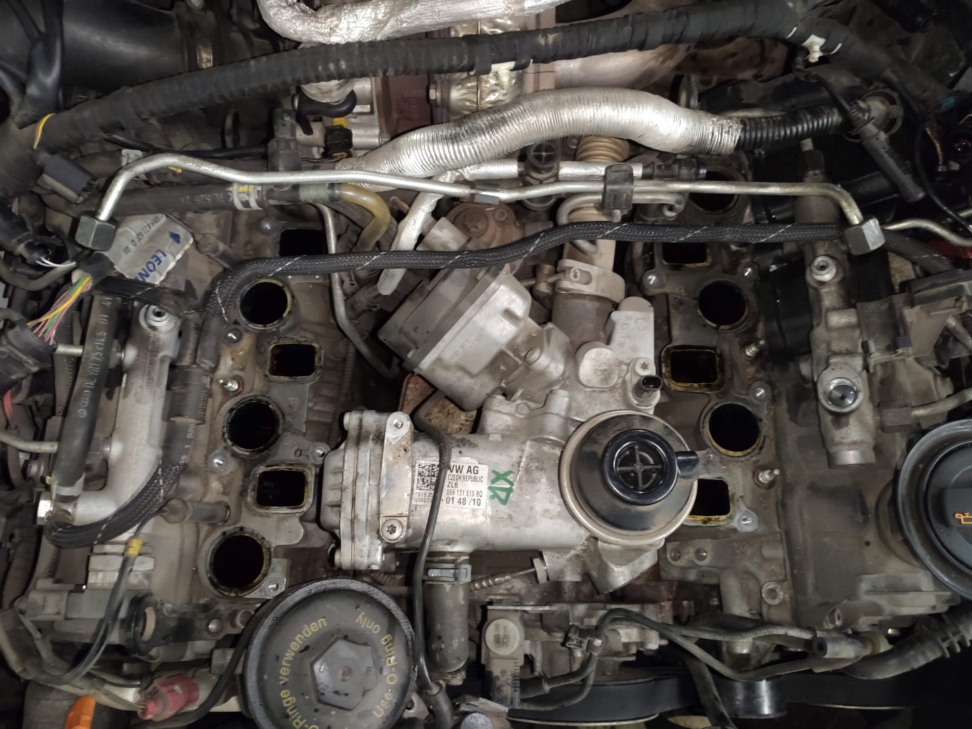 CJGA, Течь антифриза в развале ДВС и отключение ERG — Audi Q7 (1G), 3 л ...