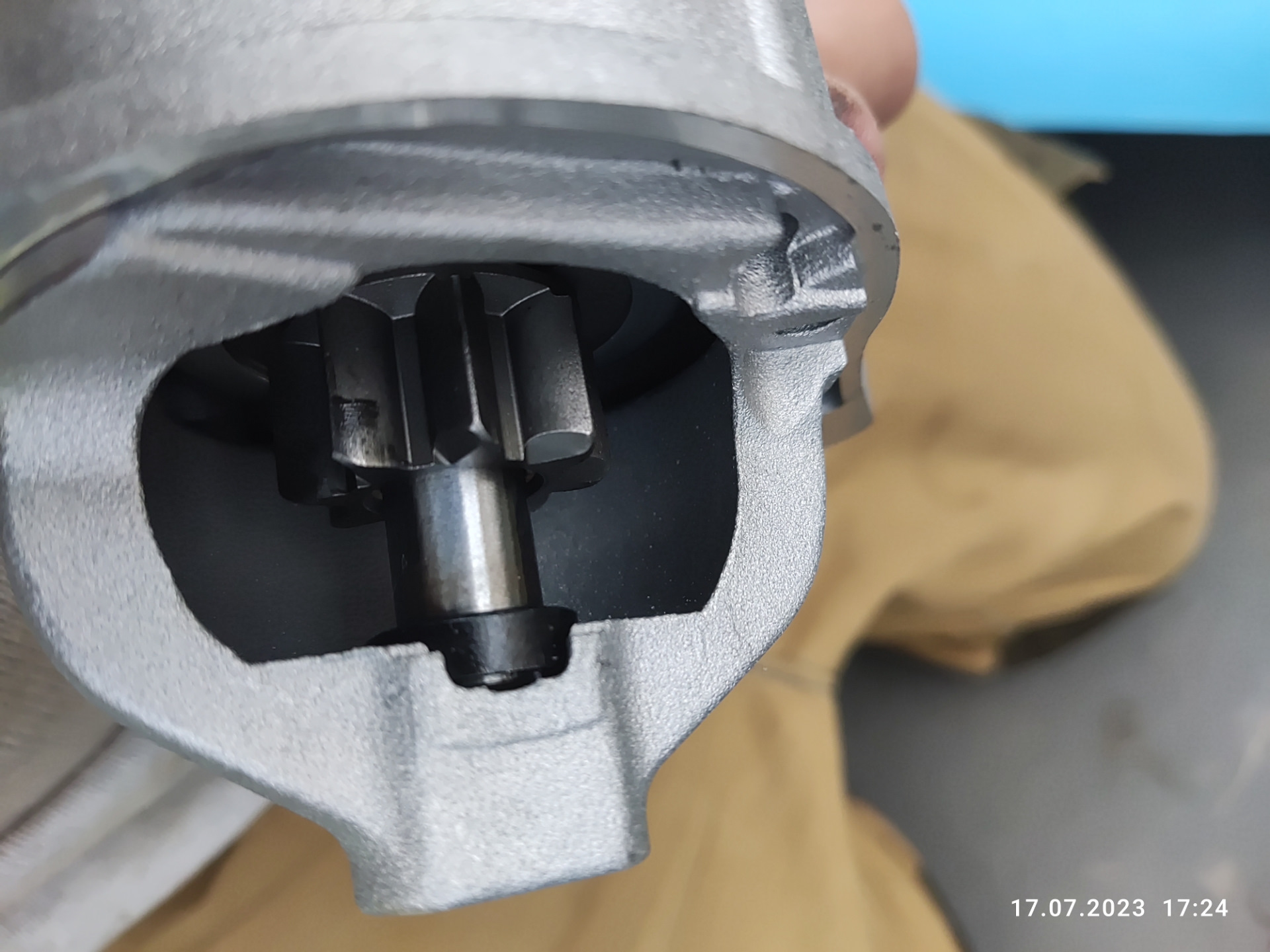 Замена стартера — Mitsubishi Pajero (4G), 3 л, 2011 года | поломка | DRIVE2