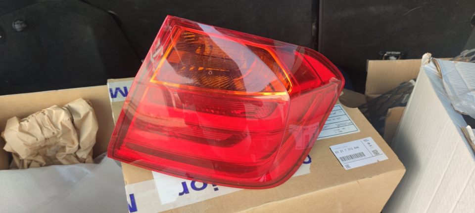 Фонарь задний правый BMW F30 63217312846 на BMW 3 series (F30). Б/у | 5 ...