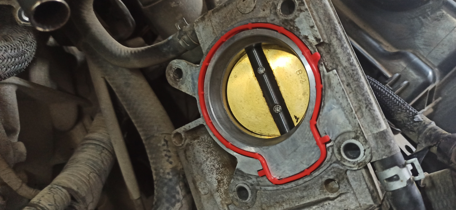 Впускной коллектор — Mazda 6 (2G) GH, 2 л, 2010 года | поломка | DRIVE2