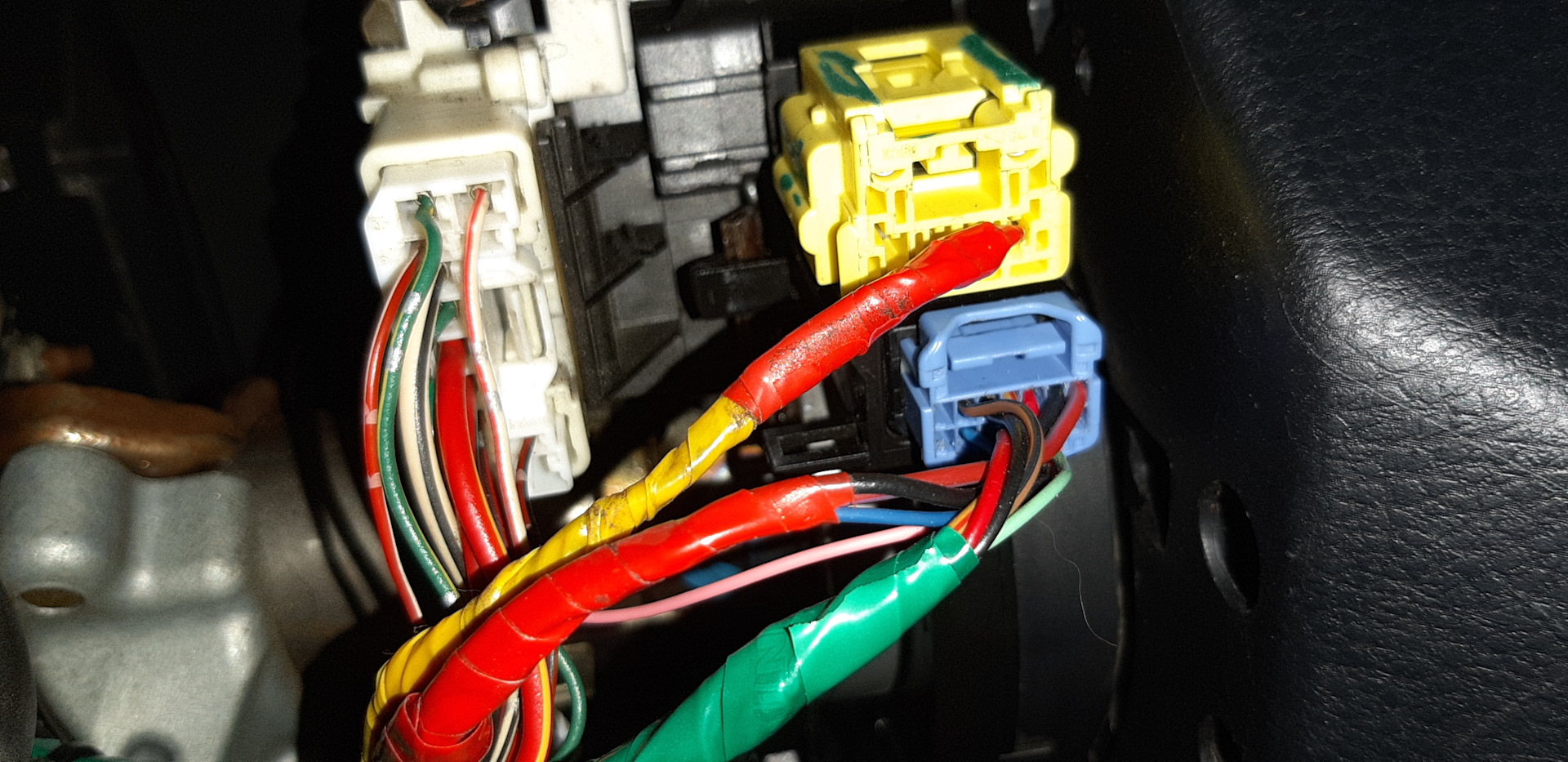 Подключение кнопок руля отTOYOTA RAV4 IV поколения с заменой ГУ ...