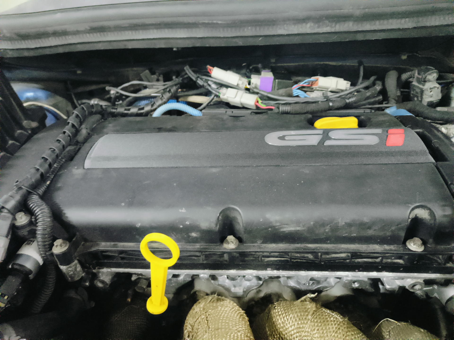 Ч. 2 МОД Накладка клапанной крышки Opel 1.6 /1.8 под красные Катушки ...