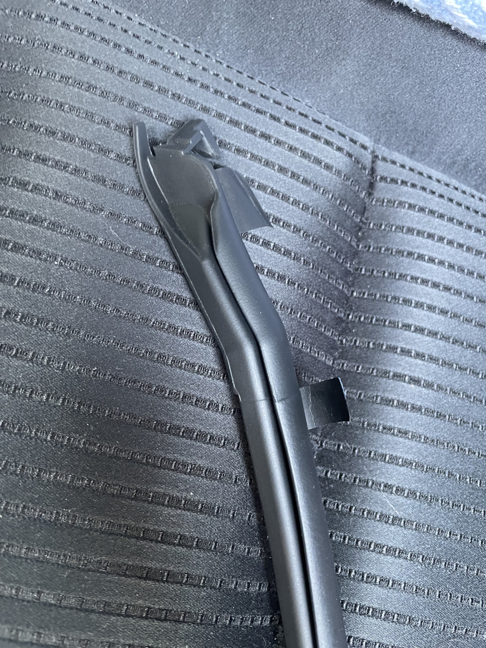 6789533020 РЕЗИНКА ПРАВ. ДВЕРИ TOYOTA LEXUS | Запчасти на DRIVE2