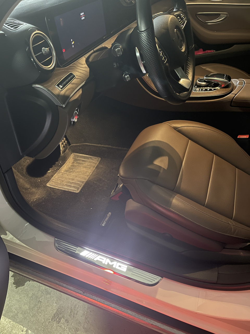 Установка штатного огнетушителя (code 682) — Mercedes-Benz E-class All ...