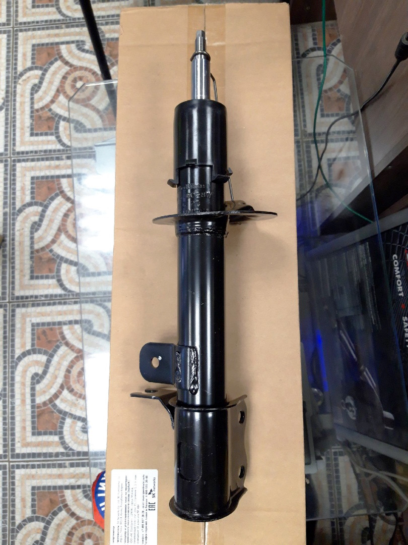 Замена задних амортизаторов. — Chevrolet Lacetti 5D, 1,4 л, 2008 года ...