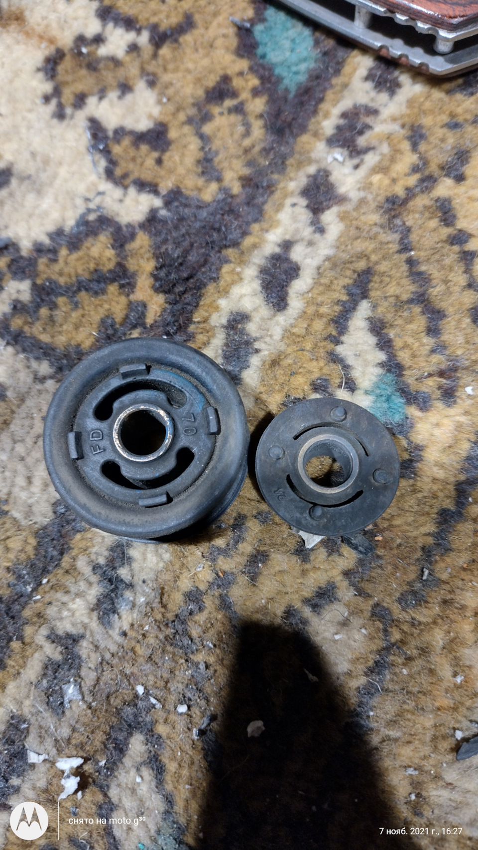 Замена сайлентблоков тросов МКПП — KIA Ceed SW (2G), 1,6 л, 2015 года ...