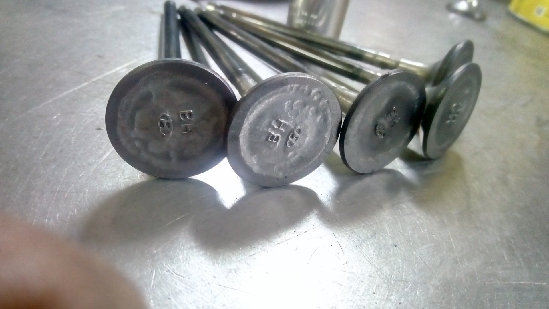 Розетка прикуриватель в багажном отделении — Mercedes-Benz GLK-Class ...