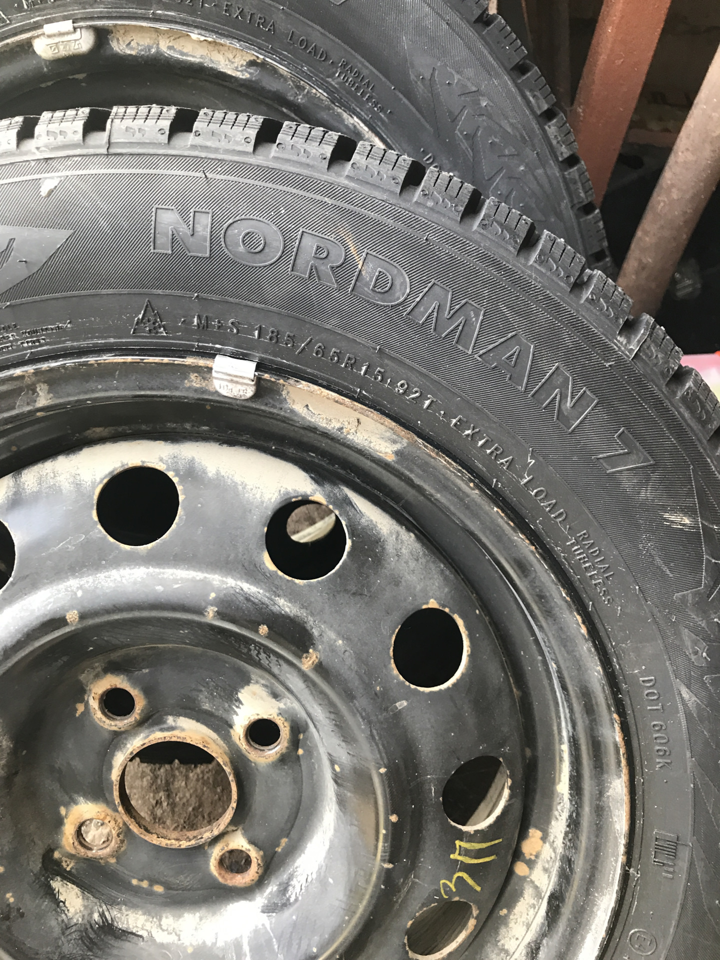 Зимняя резина, ПОЧТИ ХАККА 8, но нет. — Hyundai Solaris (1G), 1,6 л ...