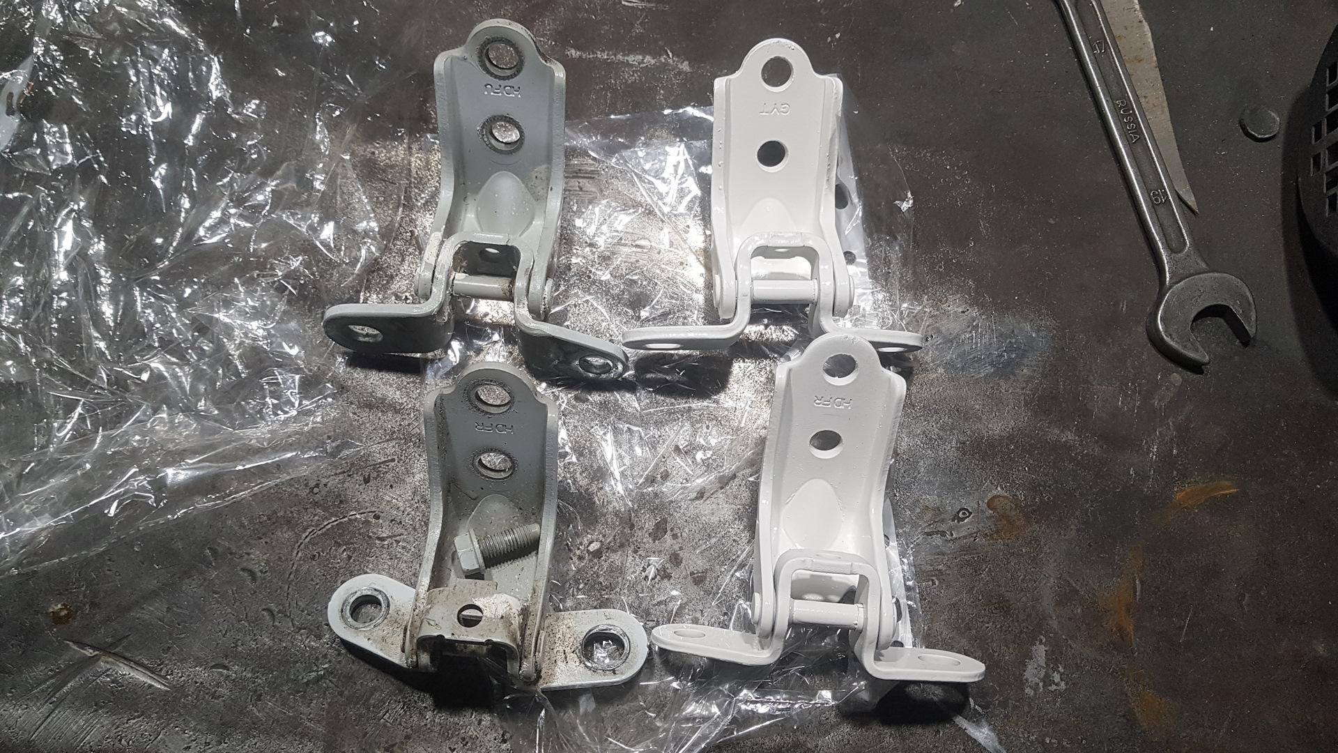 Замена дверных петель водительской двери — KIA Cerato (2G), 1,6 л, 2012 ...