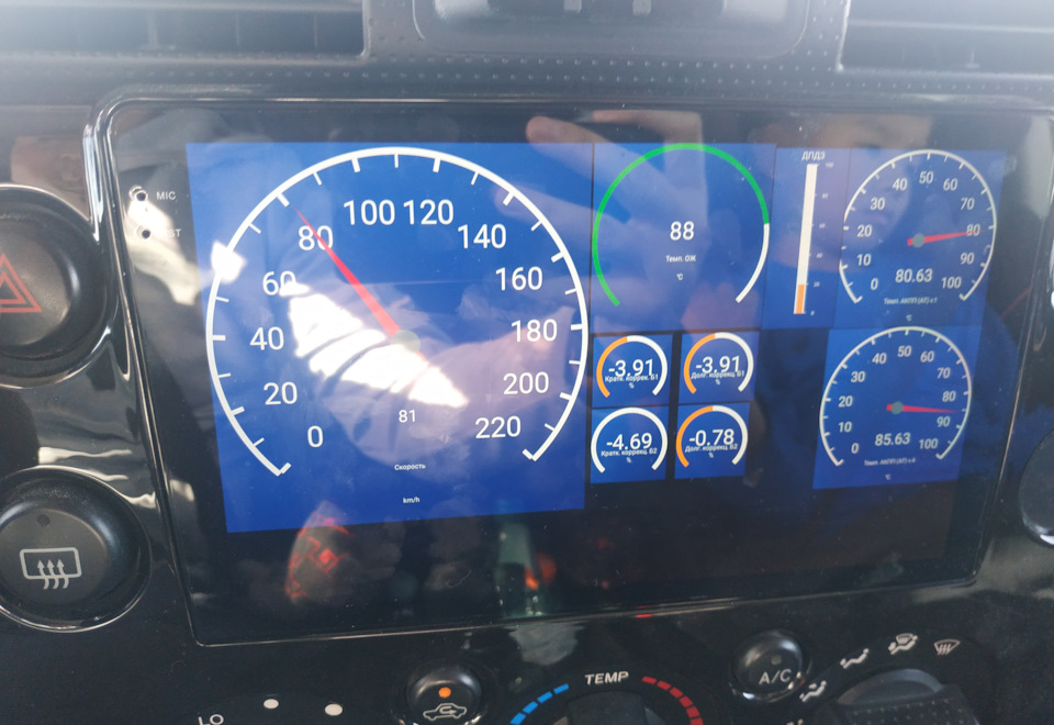 Дополнительный радиатор "HAYDEN-699" на АКПП — Toyota FJ Cruiser, 4 л ...