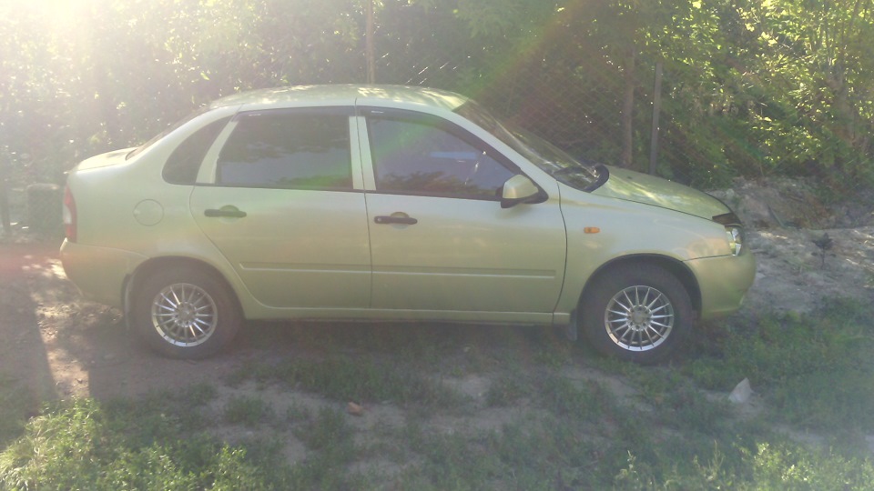 Снял мухобойку. — Lada Калина седан, 1,6 л, 2007 года | аксессуары | DRIVE2