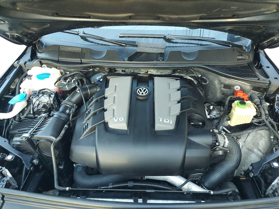 Переуплотнение развала 3.0 CJMA — Volkswagen Touareg (2G), 3 л, 2014 ...