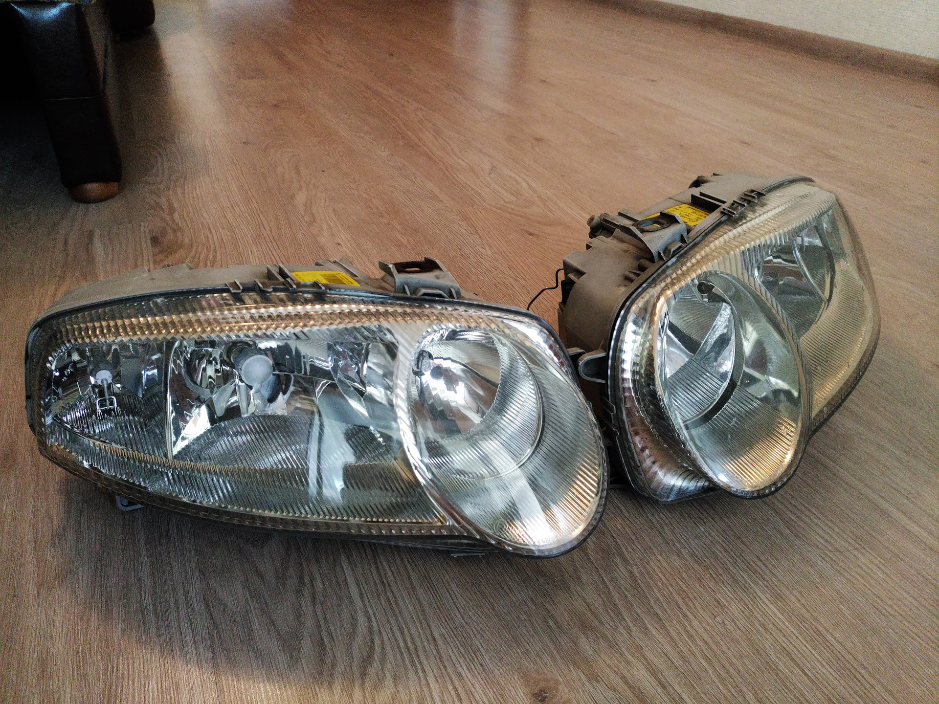 Фары на Alfa Romeo 147 — Alfa Romeo 147, 2 л, 2002 года | своими руками ...