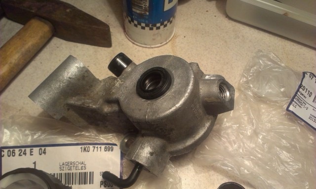 1K0711699 Вкладыш кулисы КПП / 97~ VAG | Запчасти на DRIVE2