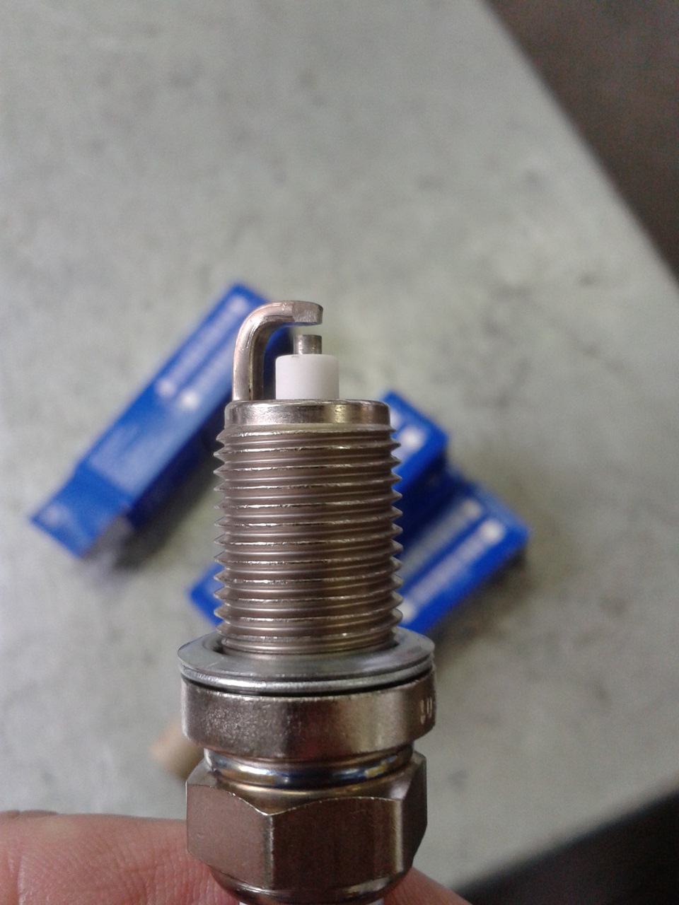 Замена свечей — Opel Astra J, 1,6 л, 2011 года | визит на сервис | DRIVE2