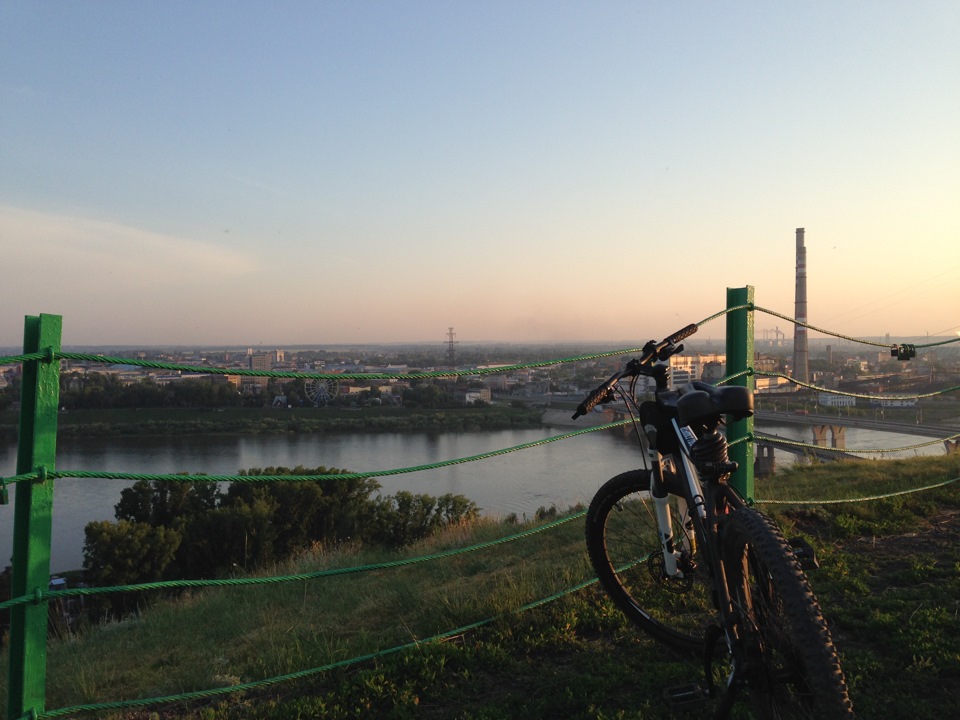 Меняем клипсы на накладках порогов. — Toyota Land Cruiser Prado 120 ...