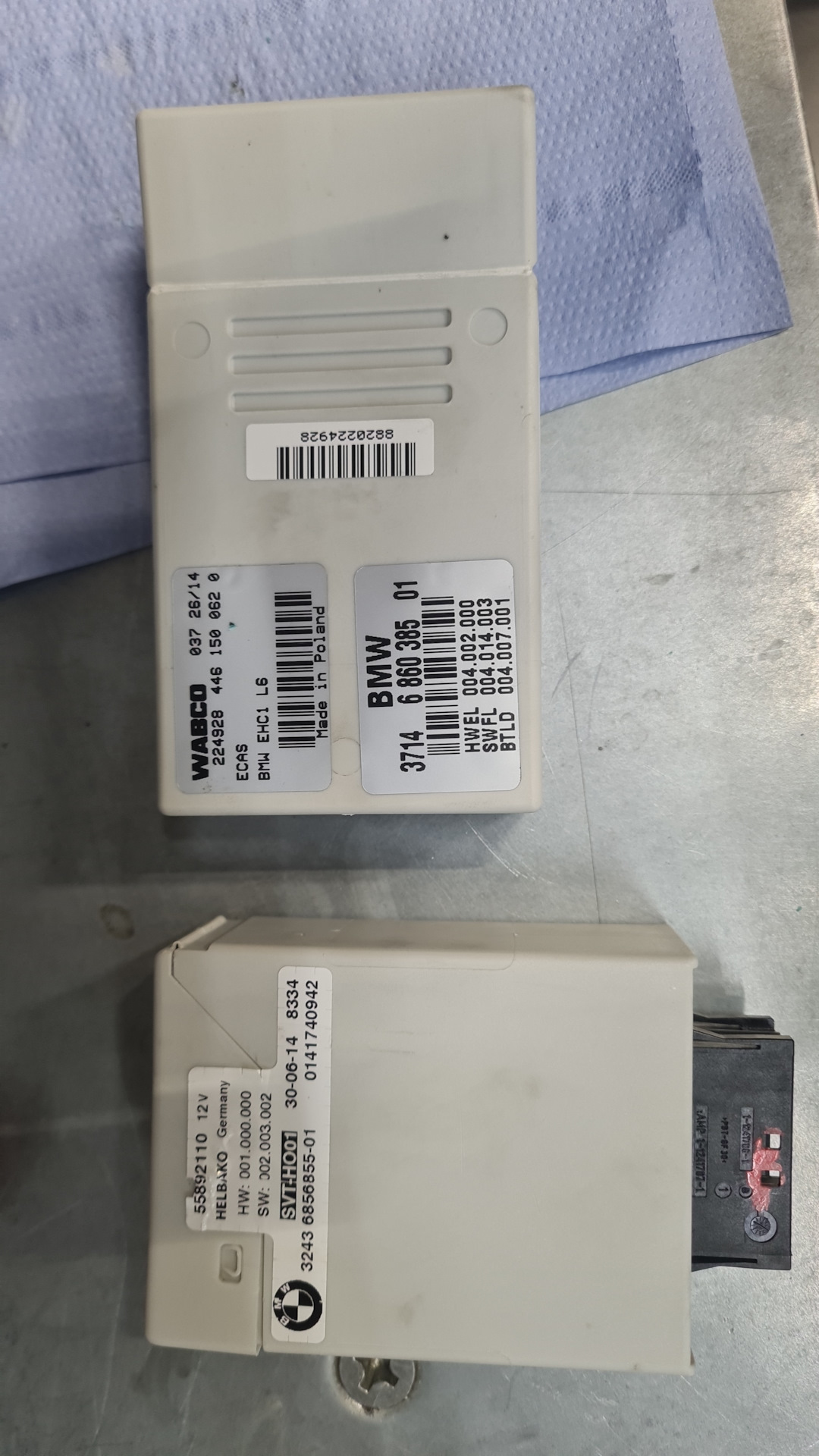 Умер блок управления пневмой и сдох блок сервотроника — BMW 7 series ...