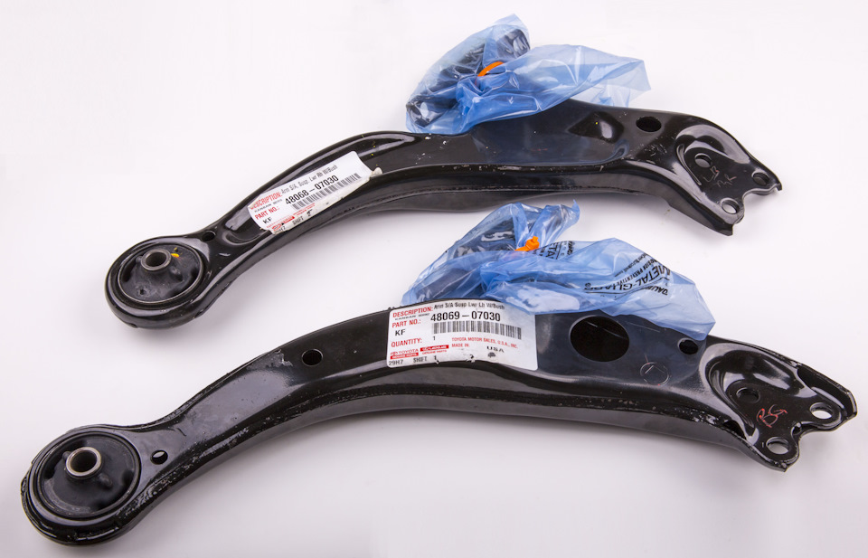 4806907030 Рычаг подвески TOYOTA LEXUS | Запчасти на DRIVE2
