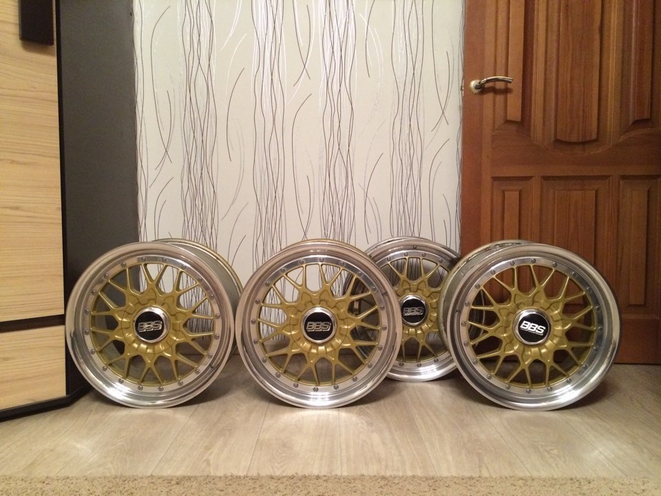Красавцы! BBS RS II 025 (Gold) — Volkswagen Golf Mk5, 1,4 л, 2008 года | колёсные диски | DRIVE2