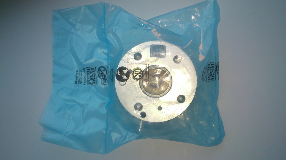 03C109088E Регулятор фаз газораспределения VAG | Запчасти на DRIVE2