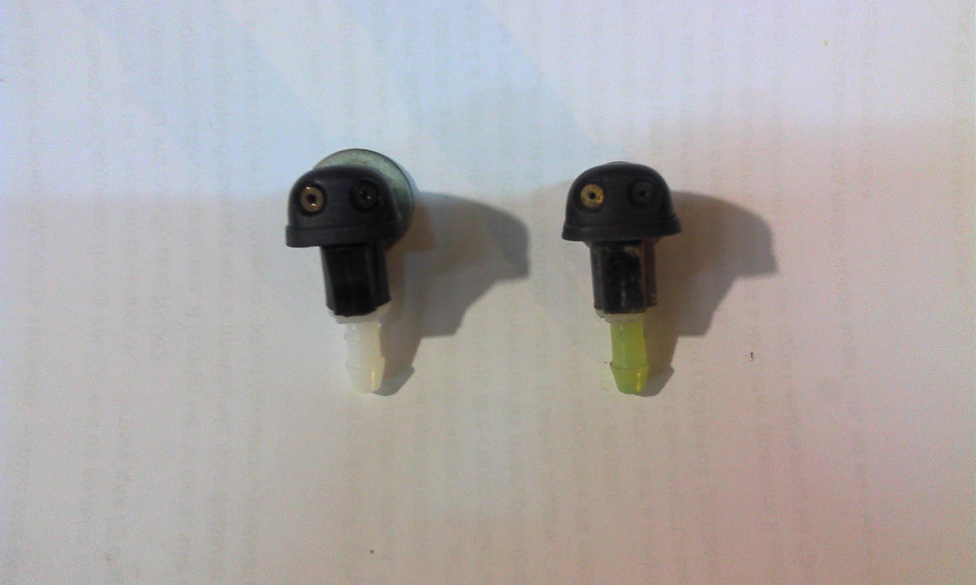 Форсунка омывателя Т255 — Chevrolet Aveo 5-door (1G), 1,5 л, 2008 года ...