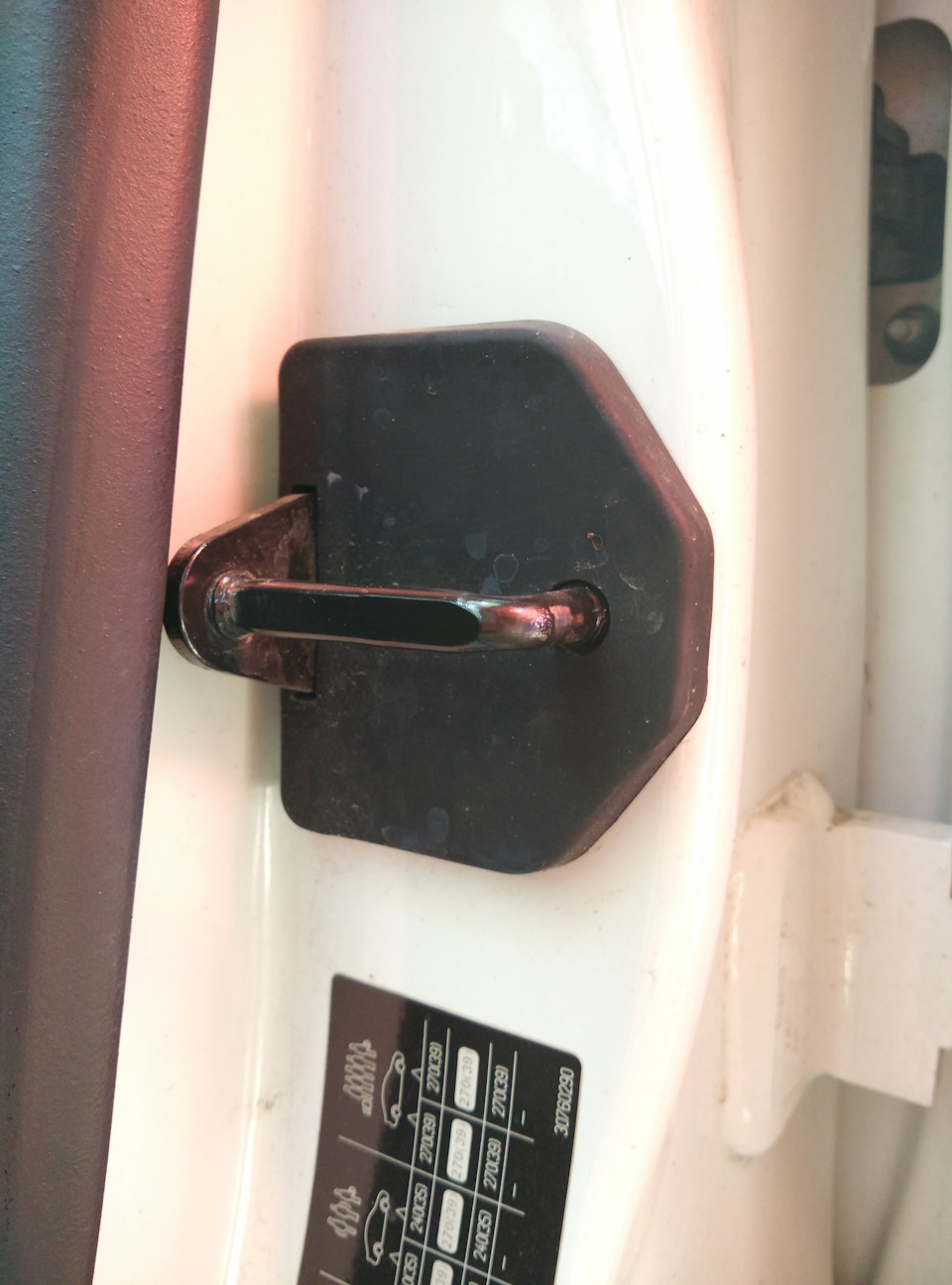 30760290 Бирка, давление в шинах Volvo | Запчасти на DRIVE2