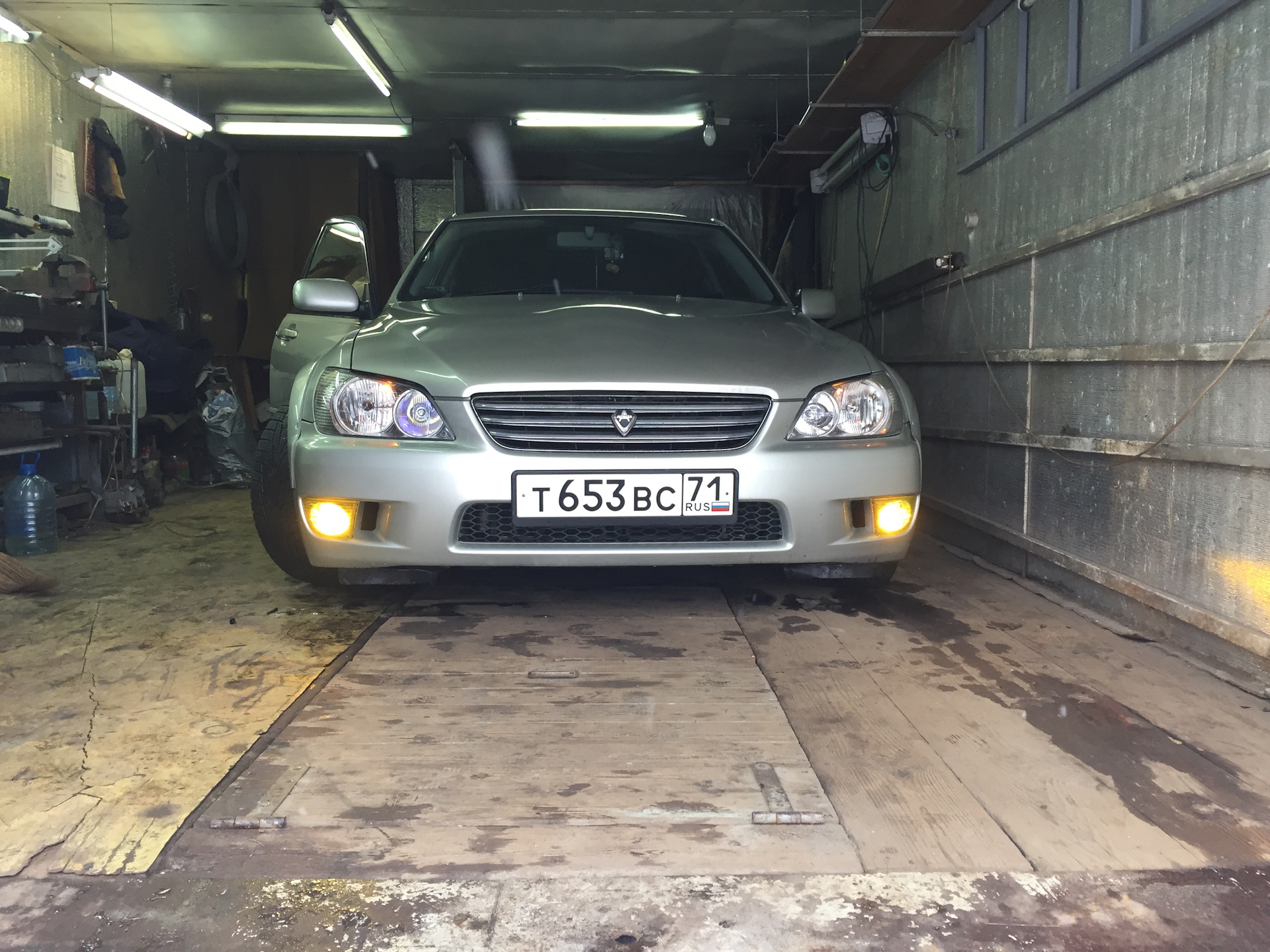 Желтые ПТФ — Toyota Altezza, 2 л, 2001 года | своими руками | DRIVE2