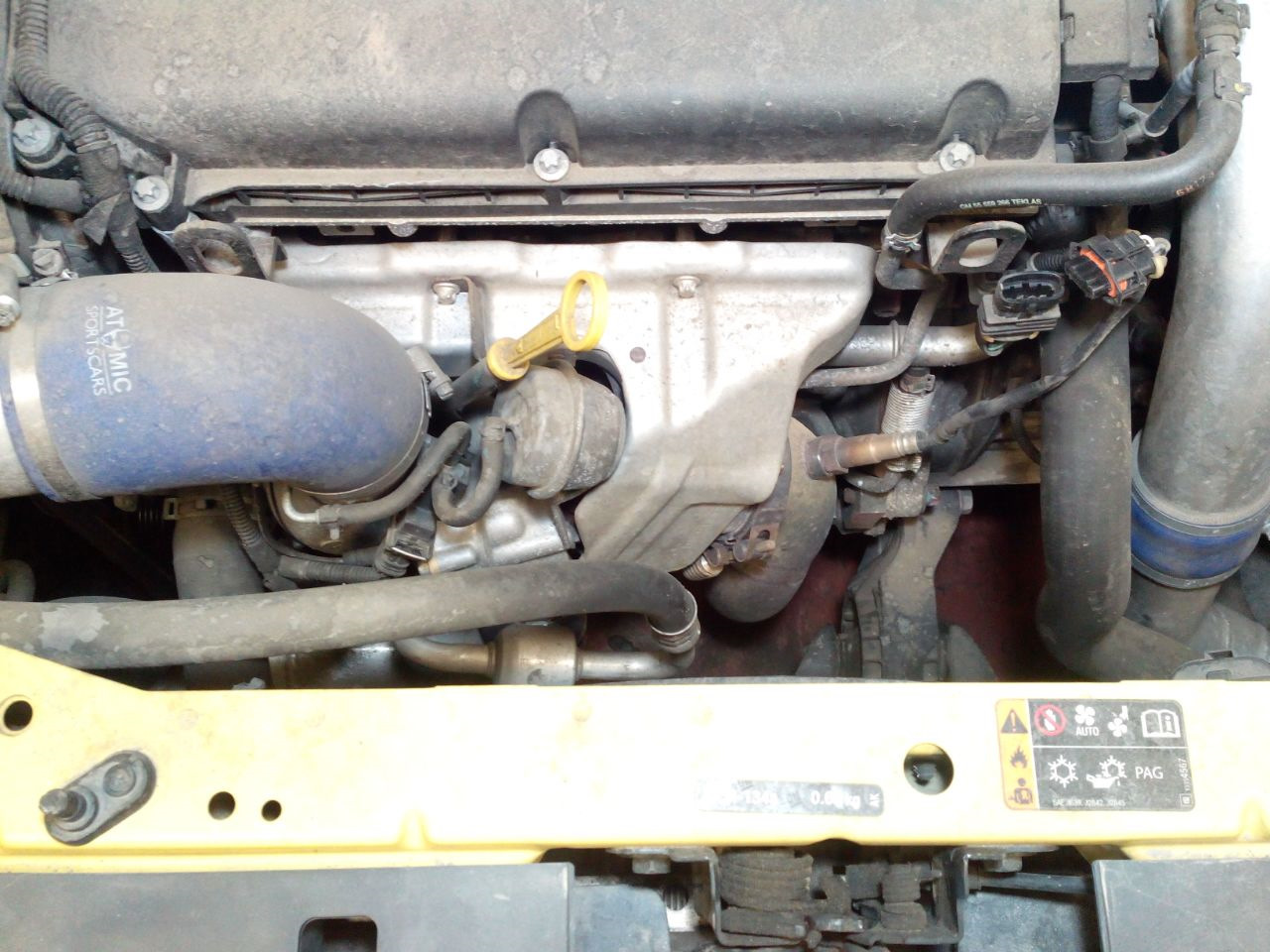 Масло в антифризе — Opel Astra J GTC, 1,6 л, 2012 года | своими руками ...